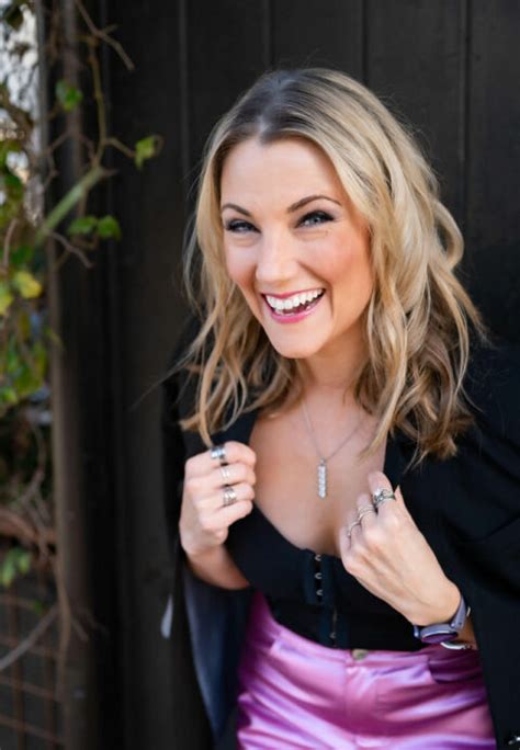 About Me Elyssa Smith