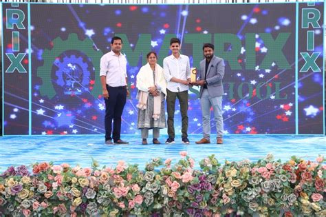 tushar nitharwal on linkedin thrilled to receive the prestigious award from matrix sikar for