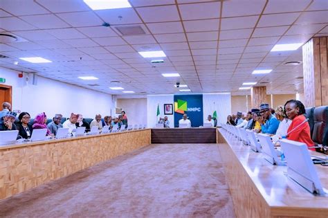 Efcc Executive Chairmans Visit To Gceo Nnpc Ltd And Lecture On Business