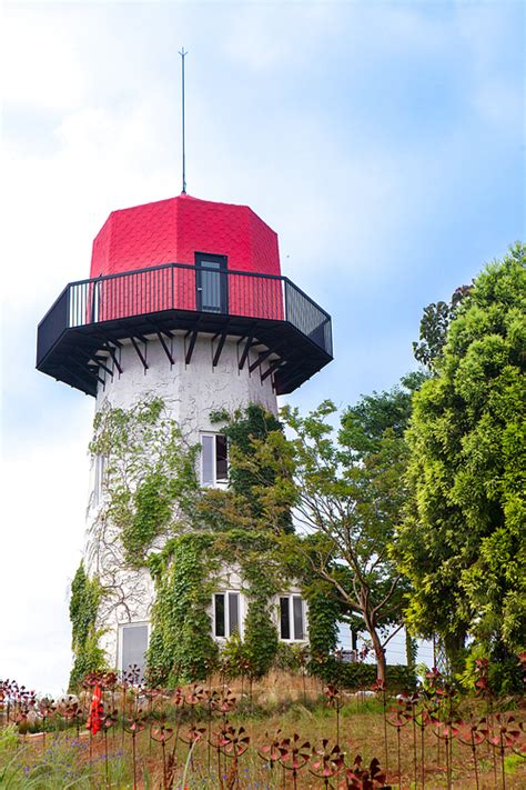 붉은색 지붕을 한 농장의 건초창고 유토이미지 상세페이지 베이직샵 사진 21524083