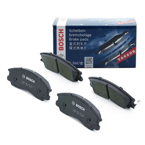 众泰sr7 Sr9 T300 T500 T600 T700 T800大迈x5 X7博世前刹车片v10虎窝淘