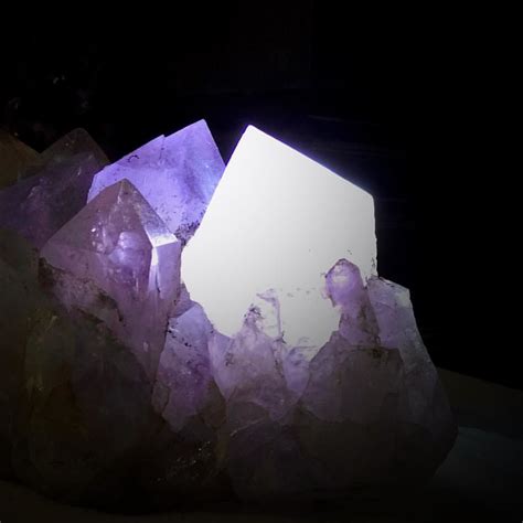 Amethyst Crystal 雷公蛋 Amethyst Geode 聚气化煞招财进宝 火生土 Flickr