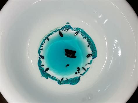 How To Grow A Perfect Copper Acetate Crystal With Scrap Copper And Vinegar