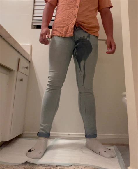 Man Floods His Tight Jeans In Front Of Toilet Thisvid Com