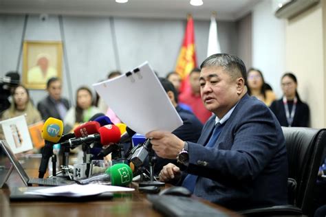 Ж ГАНБАТ “ЭРДЭНЭС ТАВАНТОЛГОЙ” ХК 152 САЯ АМ ДОЛЛАРЫН ӨР БАРАГДУУЛЖ ЭКСПОРТЫГ ХОЁР ДАХИН