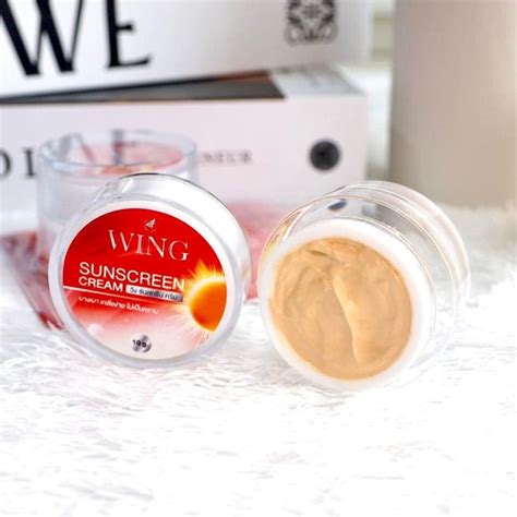ขนาดเนื้อยังฉ่ำวาวเลย ถ้าทาหน้าจะขนาดไหนน กันแดดวิ้ง Wing Skincare กันแดดวิ้ง ครีมวิ้ง