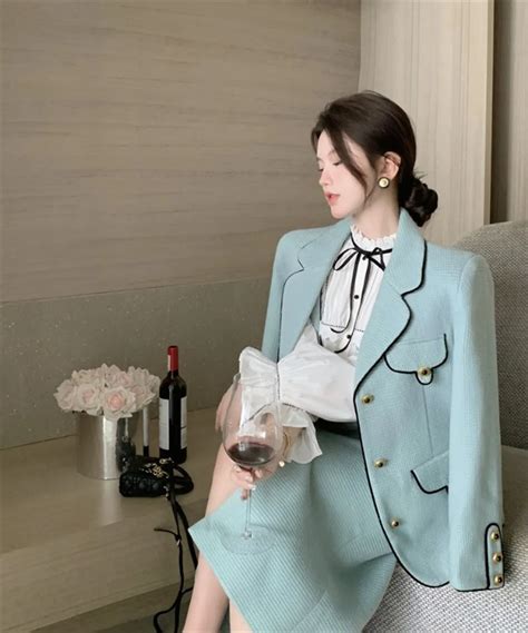 패션 바이 카카오 가을자켓가을하객룩투피스세트 블루 오버핏 트위드자켓뷔스티에스커트세트 멜빵치마 롱스커트 H라인치마 트위드치마 트위드코트 루즈핏자켓 정장세트