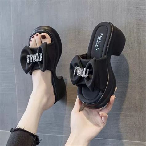 Босоножки Женский Miu Miu Толстый каблук Микрофибра размер 34 Открытый нос На любой сезон