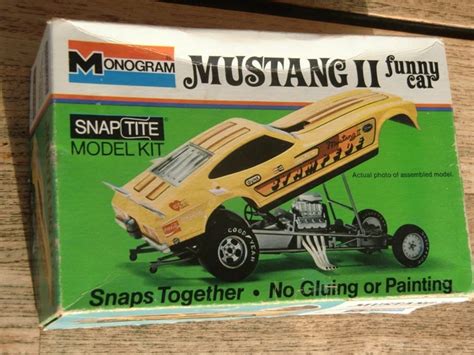 Monogram Usa Dragster Ford Mustang Ii Funny Car Snap Tite Gebaut Art
