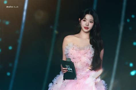 2024 Kbs 가요대축제 아이브 장원영 고화질짤 유머 움짤 이슈 에펨코리아