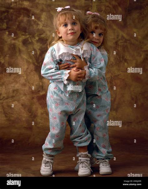 Mary Kate Und Ashleys Kinder Bei Full House The Cast Of Full House