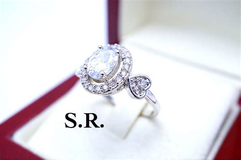 แหวนหมั้นแต่งงานทองคำขาวเพชร 2 00 กะรัตน้ำ100 ไร้ตำหนิ พร้อมใบรับรองสินค้า เคลือบทองคำขาวแท้100