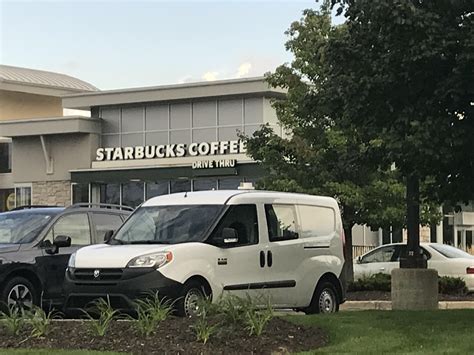 Whats This Thing On Top Of The Van Its Spinning Rwhatisthisthing