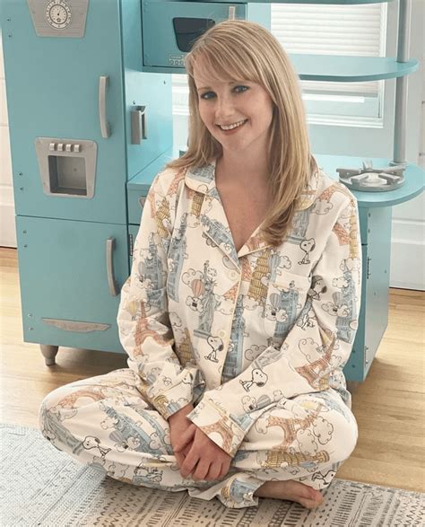 Melissa Rauch Rcelebrityshorties