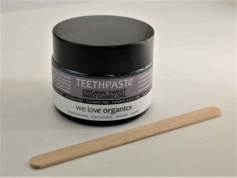Organic Sweet Mint Charcoal Teethpaste Toothpaste Glass Jar We Love