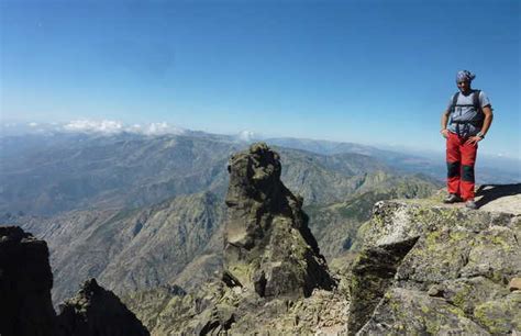 Ascensión Al Pico Almanzor En Hoyos Del Espino 2 Opiniones Y 5 Fotos