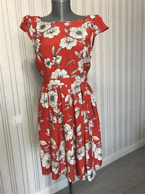 Плаття сукня — ціна 120 грн у каталозі Сукні міді Купити жіночі речі за доступною ціною на Шафі