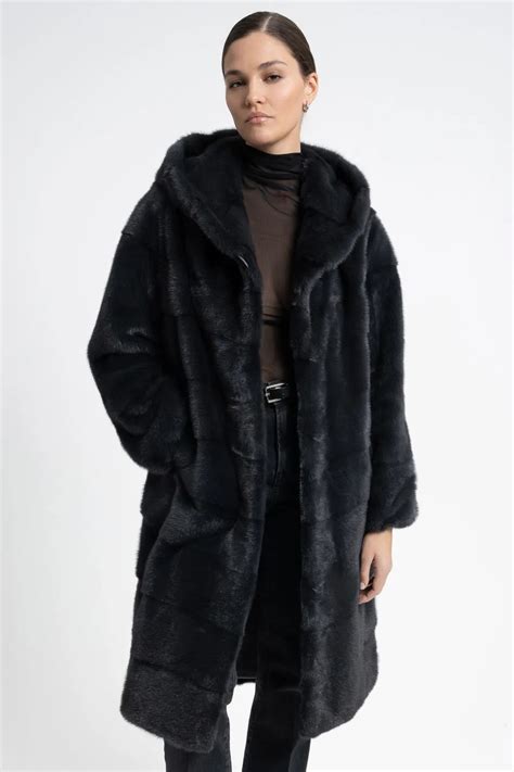Норковая шуба с капюшоном Flaumfeder 688713003 цены в Москве купить одежду каталог фото