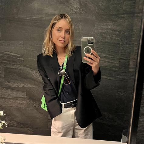 Jenny Mollen Reveals She Was Sexually Assaulted During Massage