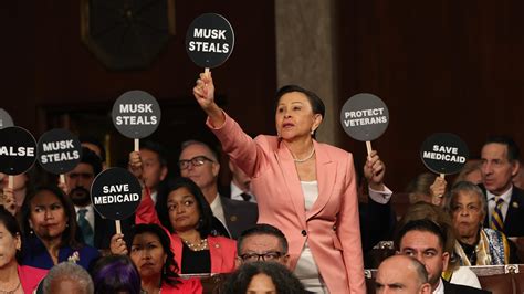 Trump Keeps Winning ‒ And Democrats Dig Themselves Deeper Opinion