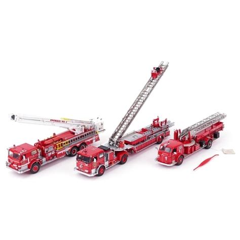Three Franklin Mint Precision Fire Engine Model Vehicles Com In
