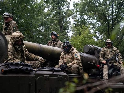 Рада ухвалила закон який дозволяє демобілізацію багатодітним батькам