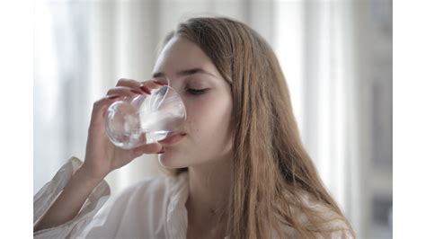 Kenali Dehidrasi Dan Cara Penanganannya Apotek