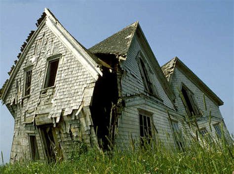 Ugly Houses