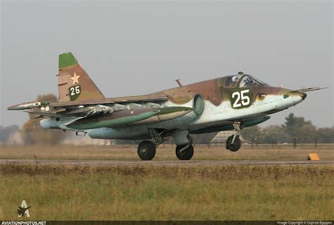 Су-25 - ВВС Беларуси - Aviationphotos.net