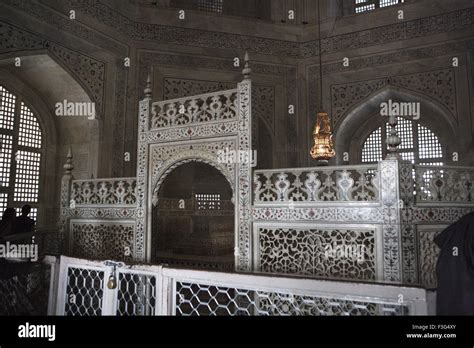 Taj Mahal Tomb Chamber