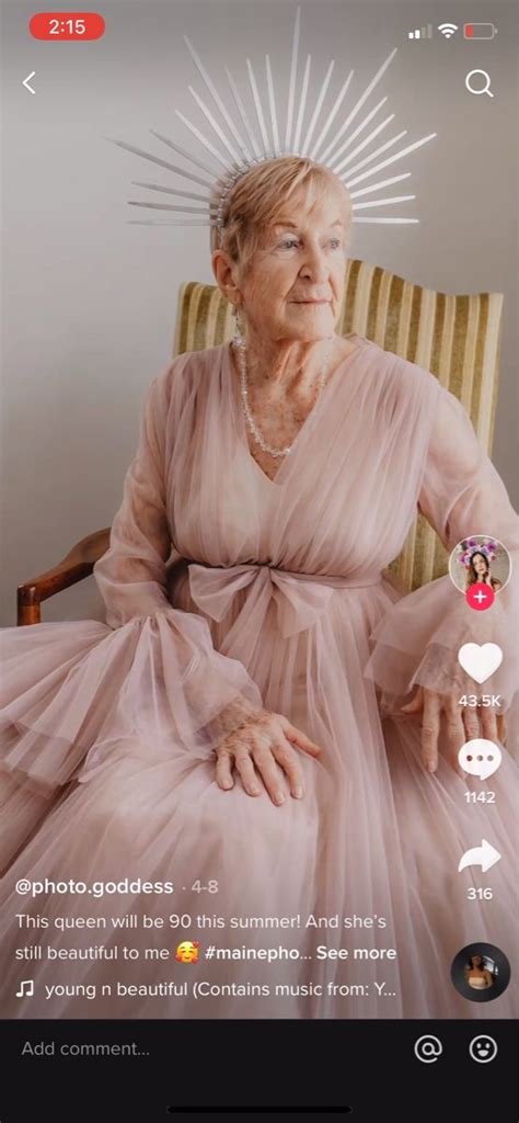Pin By Jordan Kim On Grandma Goddess Photoshoot Ideas Glamour Photo