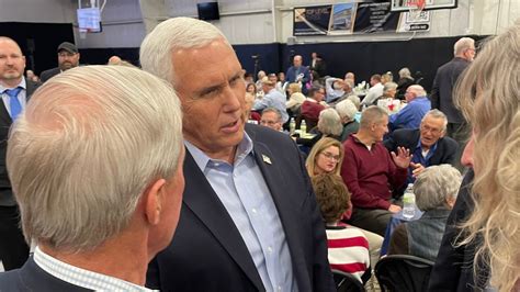 Mike Pence Tim Scott Spotlight Differences With Donald Trump As They