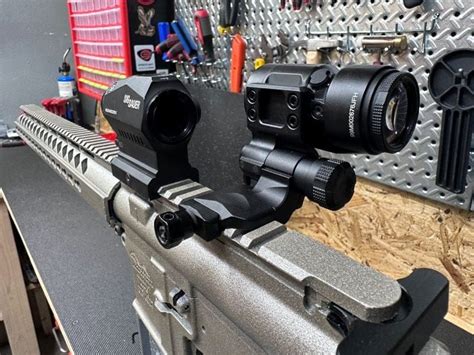 Flip To Side Magnifier Or Illuminated Prism Scope The Mag Life