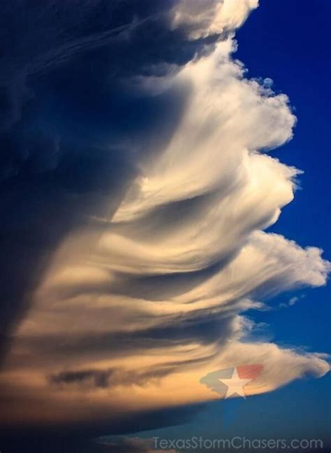 Most Fascinating Clouds In The World Some Look Like Angels Virga And