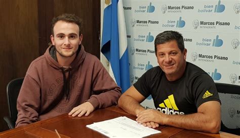 La Municipalidad Entregó Un Aporte Económico Al Voleibolista Ignacio