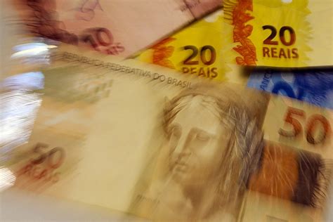 Puxado Por Indústria E Serviços Pib Cresce 14 No Segundo Trimestre