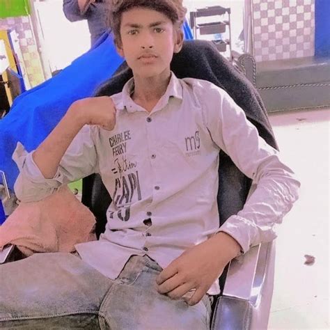 Ravi Rajput Ravi6355rajput • Threads Say More