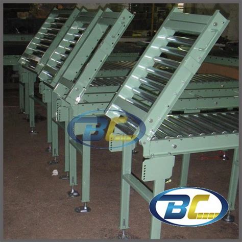 Turn Up Roller Conveyor