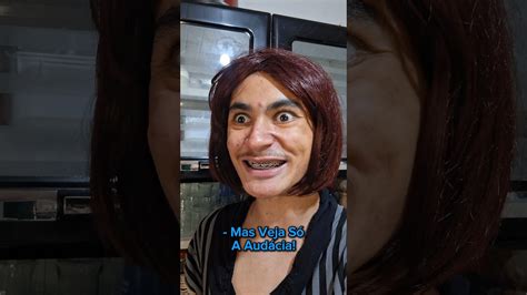 Quando A Minha Mãe Me Pede Pra Eu Oferecer Alguma Coisa Pra Visita