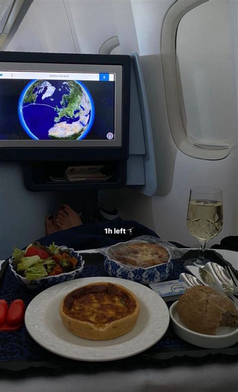 Няня для сестры тирана завершено Travel Pictures Poses Travel Aesthetic Travel Dreams