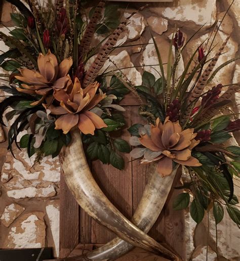 Cow Horn Floral Wall Piece How To Display Cow Horns Western Floral