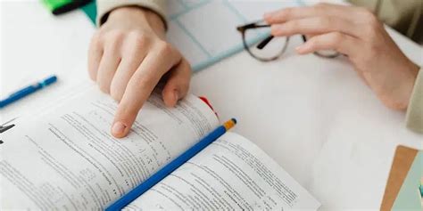 Karnataka 1st Puc English Model Question Paper 2023 Download Pdf Getmyuni