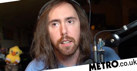 Asmongold Get Your Life Together If 70 Seems A Lot For Video Games