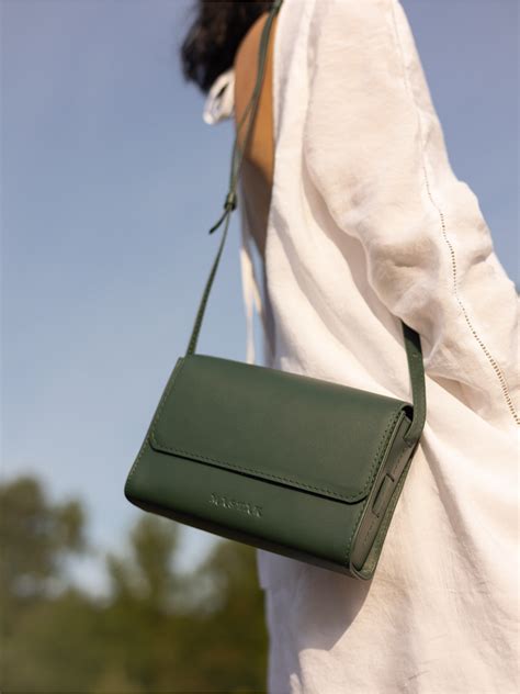 Купити Жіноча шкіряна сумка Черемош у лімітованому зеленому Mastak