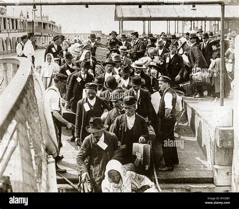 Ellis Island Immigration Ellis Island Foundation Demwsj