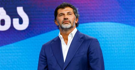 კალაძე დღეს საღამოს ჩაირთვება ილუმინაციები და ღონისძიების გარეშე აინთება ნაძვის ხე ტაბულა