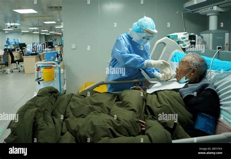 Meal Time At Hospital Hi Res Stock Photography And Images Alamy