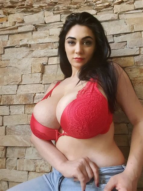 Huge Boobs Ettadevil