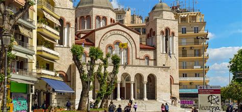 Опашки за ваксини в Гърция Profit Bg