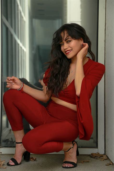 How To Look Hot In Casual Clothes 15 Simple Tips Panaprium